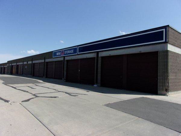 Mini U Storage - AAA County Line | SpareFoot