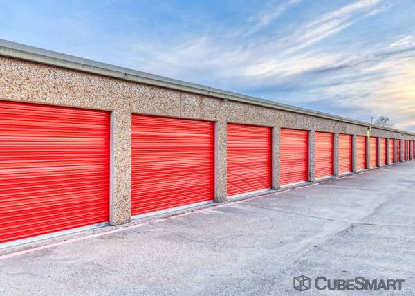 CubeSmart Self Storage - TX Fort Worth River Oaks Blvd | 5700 River ...