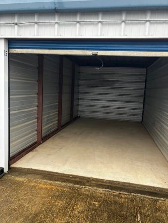 Mini Mall Storage - Florence | 2034 U.S. 49 | SpareFoot