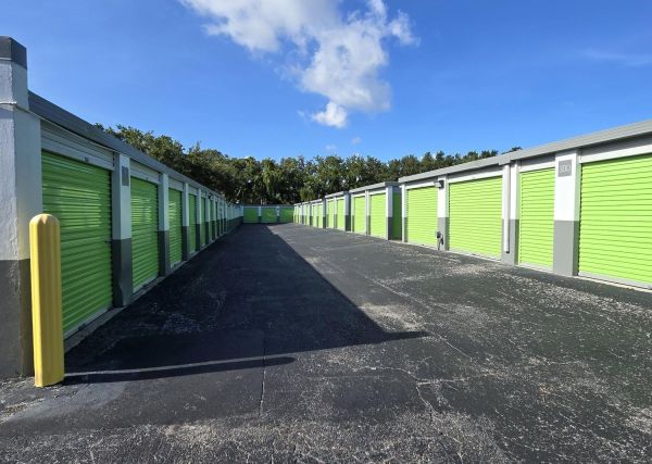 Extra Space Storage - 3055 - Clearwater - Belcher Rd | SpareFoot