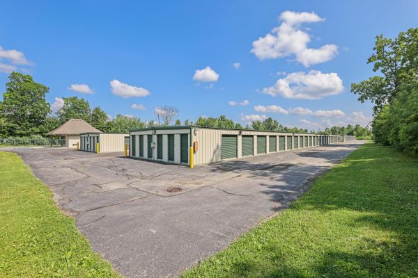 Storage Sense - Howell | SpareFoot